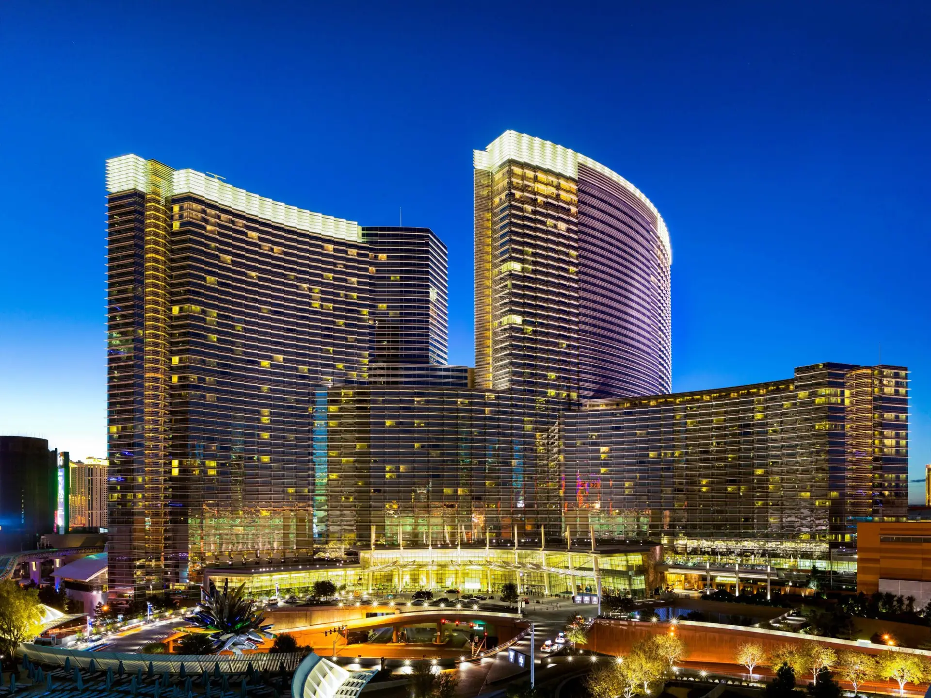 Vdara Las Vegas Review 2025: Discover Luxurious Comfort & Bliss